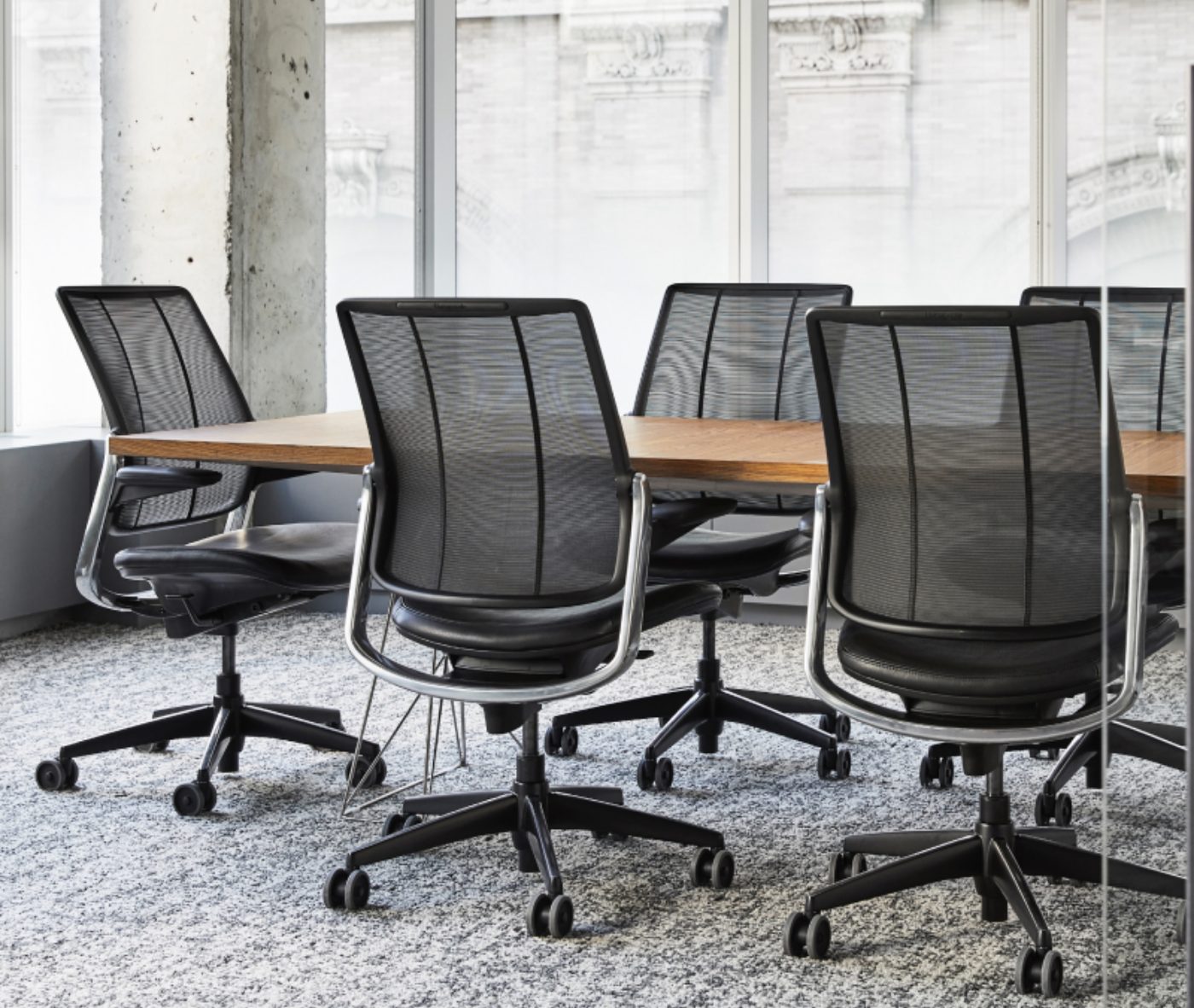 Humanscale® - P4.